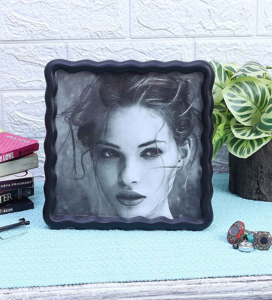 Buy Aluminium Ripple Black Small Size Photo Frame at 33% OFF by Decor ...