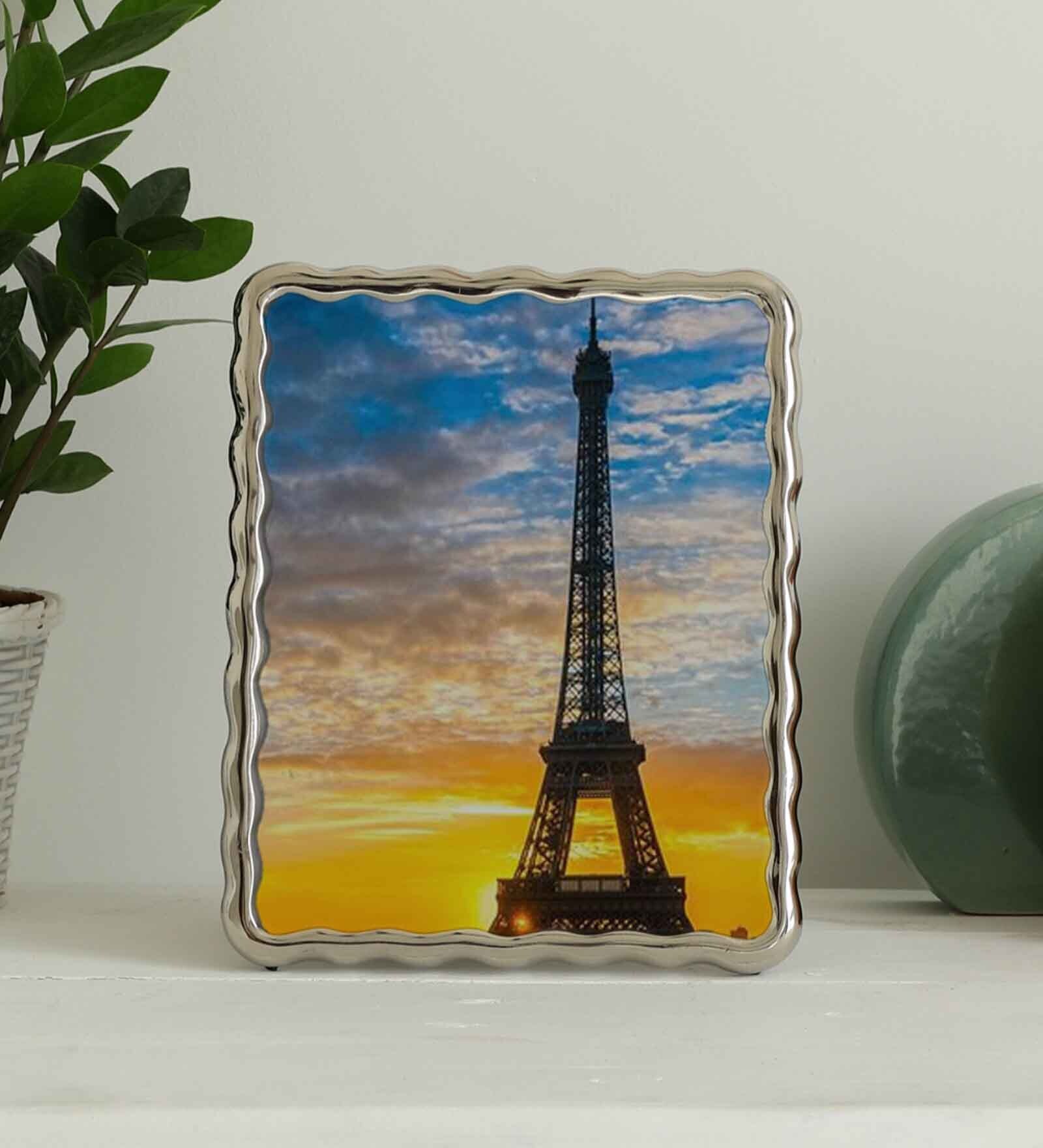 Buy Aluminium Ripple Silver Large Size Photo Frame Online - Table Photo ...