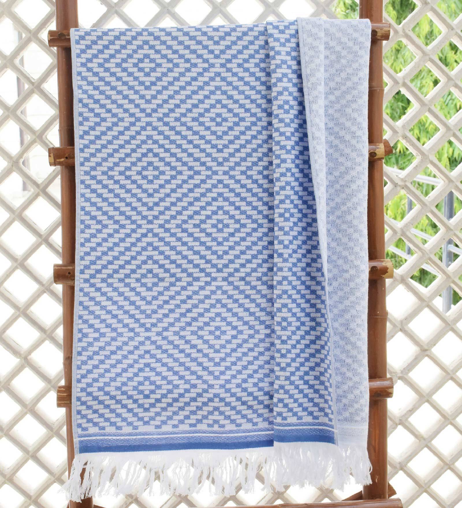 Buy Blue Patterned 380 GSM Cotton Bath Towel by AVI Living Online - Patterned Bath Towels - Bath ...