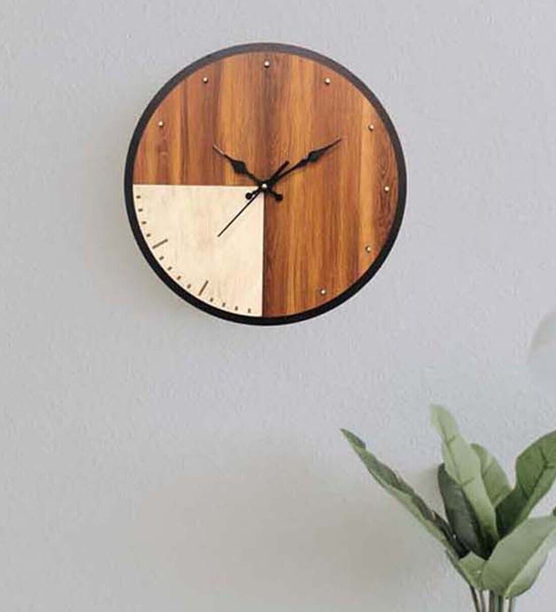 Buy Stylish Brown Wooden Wall Clock Online - Modern Wall Clocks ...