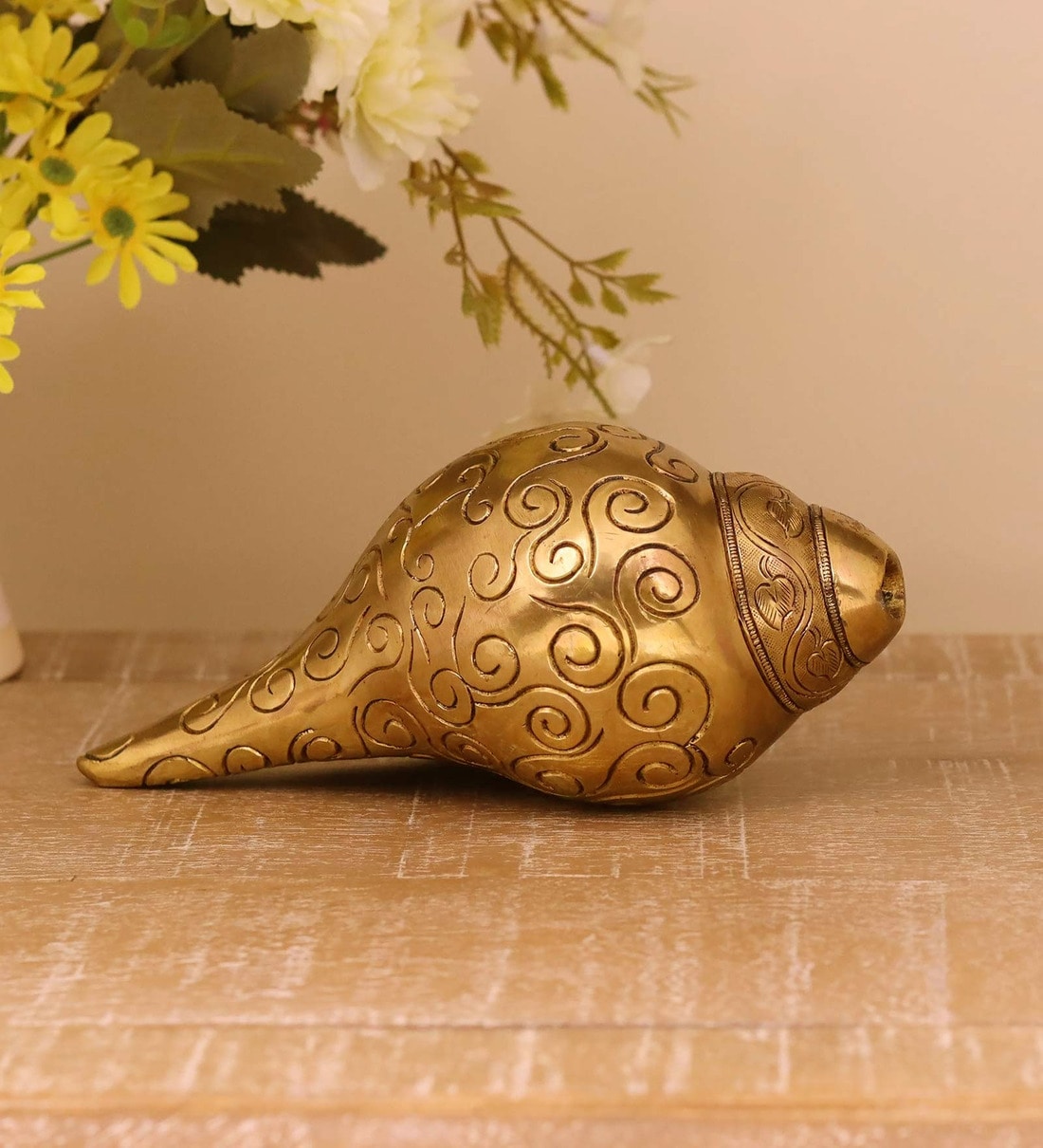 Buy Gold Brass Shankh with carving by Ekaa at 29% OFF by Ekaa | Pepperfry