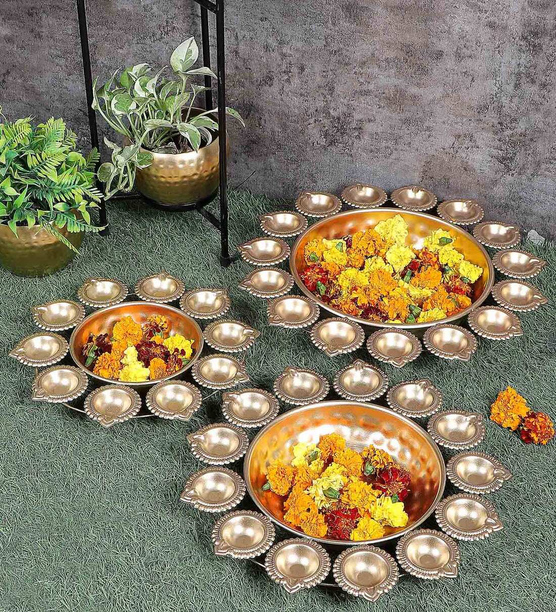 Buy Gold Metal Dia Tealight Urli (Set Of 3) at 33% OFF by Amaya Decors ...