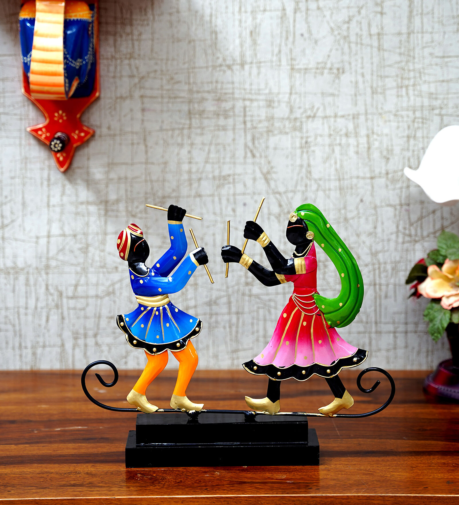 Buy Handpainted Dancing Couple Metallic Showpiece Online - Showpieces ...