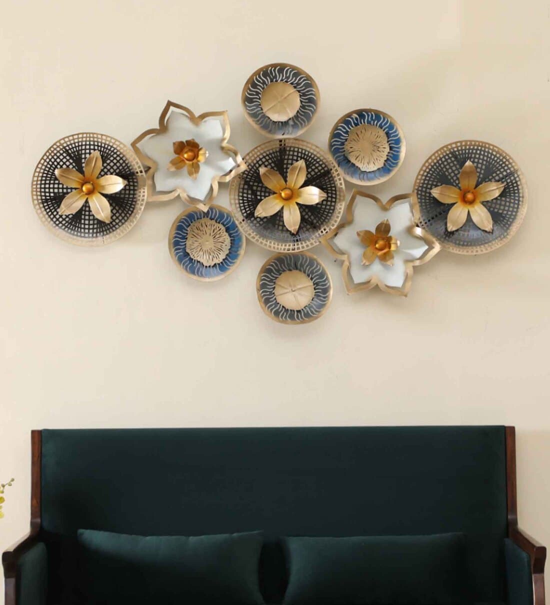 Buy Iron Circle Flowers Leaf & Flower Metal Wall Art at 30% OFF by ...
