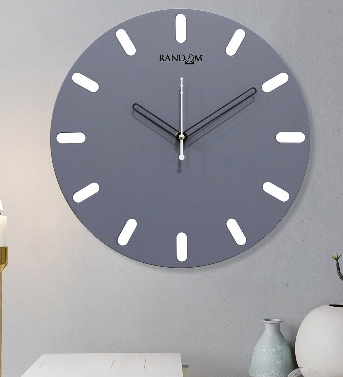 Buy Royal Look 10.5 Inch Analog Wall Clock at 42% OFF by Random | Pepperfry