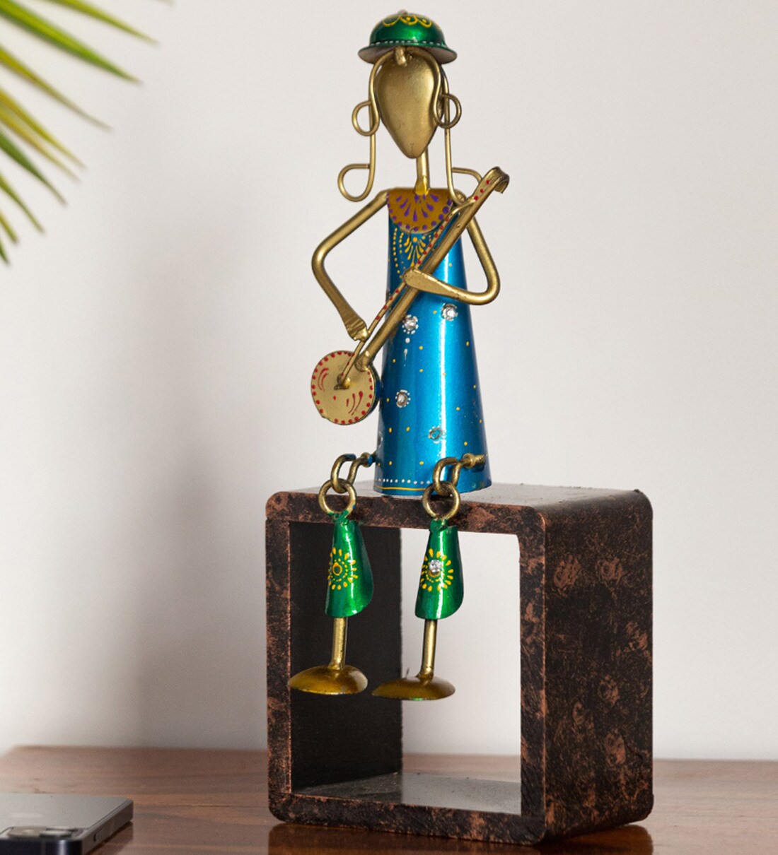 Buy Sitar Musician Iron Figurine by ExclusiveLane Online - Human ...